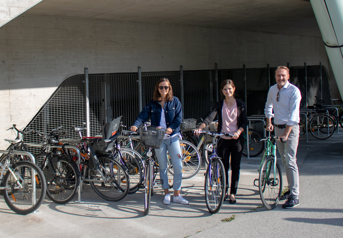 Mit dem Rad zur Hungerburgbahn - Inpublic